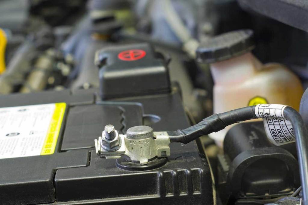 Clean Car Battery Contacts: Quick Tips for Lasting Power - Autopatchers