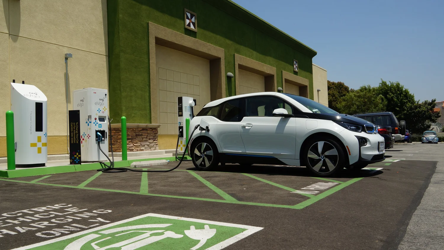 Clean Cars 4 All: Revolutionizing Eco-Friendly Driving Today - Autopatchers