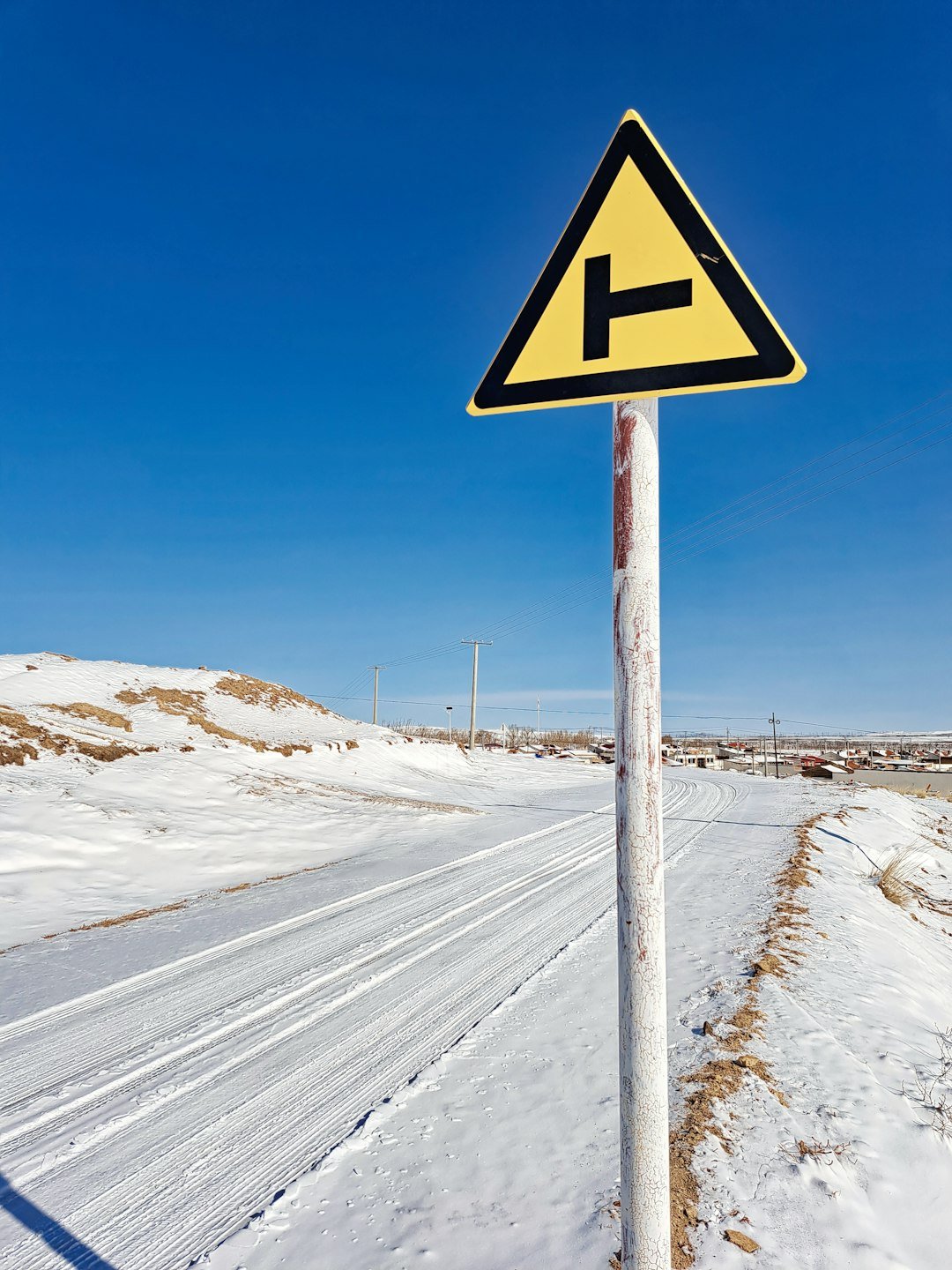 Tips for Emergency Driving on Icy Roads: Stay Safe and Confident ...
